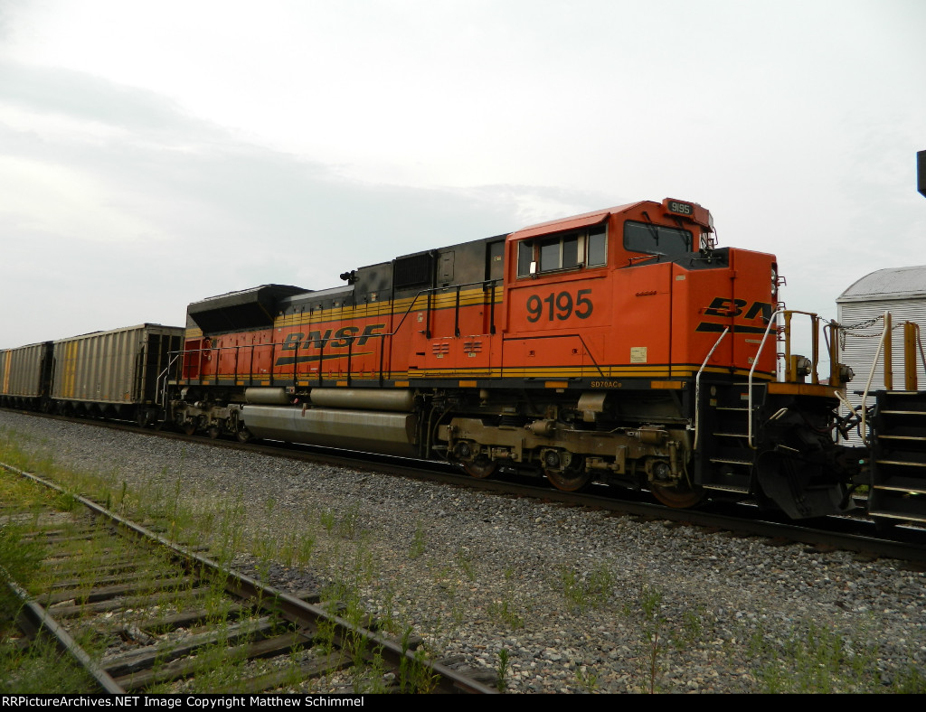 BNSF 9195